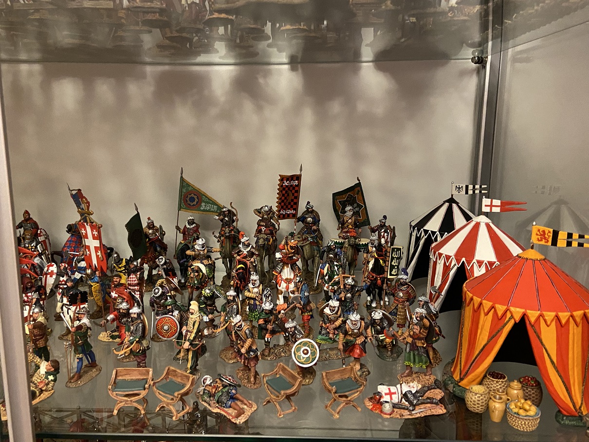 cr04 | Treefrog Treasures