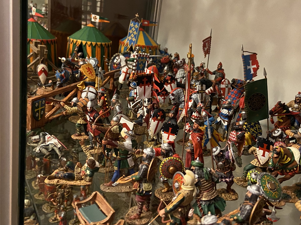 cr05 | Treefrog Treasures