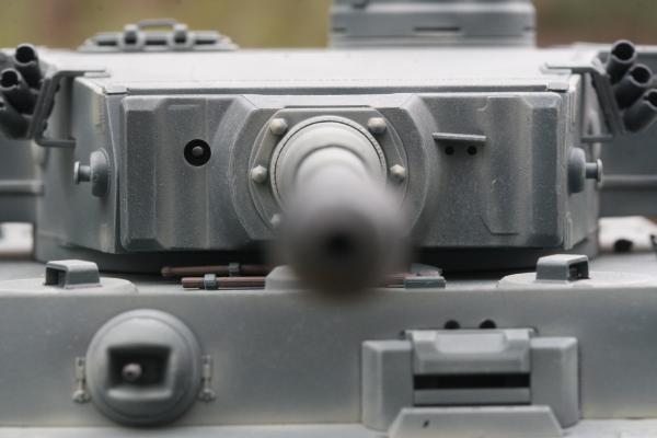 Dragon Armour 1/35 Sd.Kfz.181 Tiger I Initial Production S.Pz.Abt.502 ...