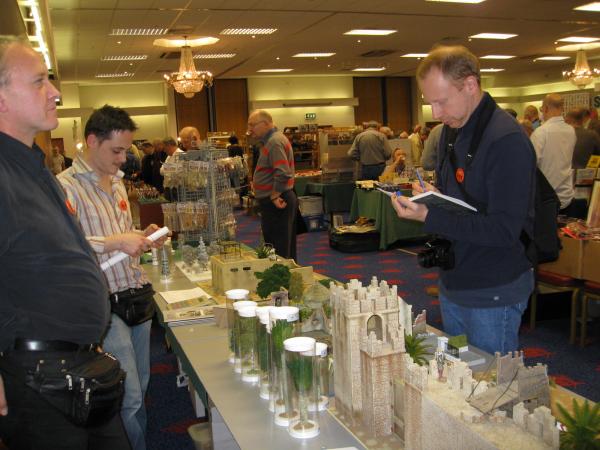 JG table, London Show Dec. 2007 | Treefrog Treasures