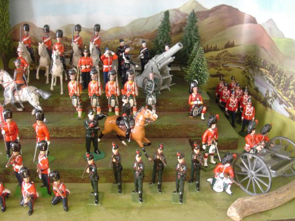 maxim gun by steadfast and King cast howitzer | Treefrog Treasures