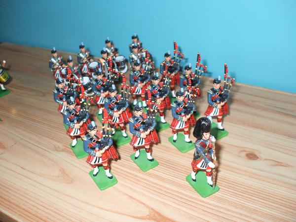 RAF (Leuchars) The Pipes & Drums (Auxiliary) Band. | Treefrog Treasures