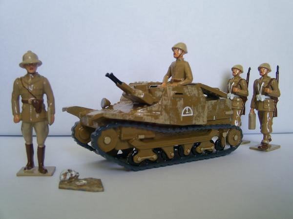 WW2 Itailan tanket and supporting Infantry in the desert | Treefrog Treasures